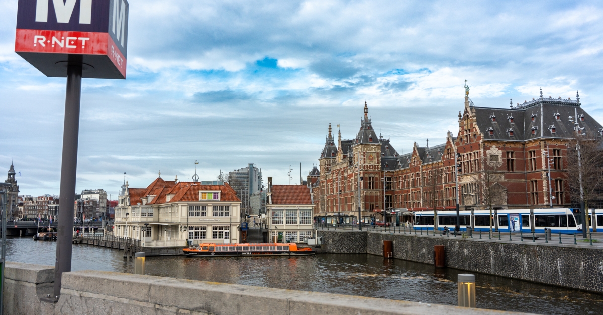 Connectiviteit metrotunnels Amsterdam | Hanab Connectivity Solutions