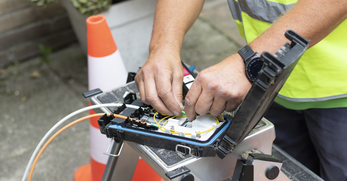 Eerste klantaansluiting op glasvezel volgens nieuwe werkwijze een feit ...